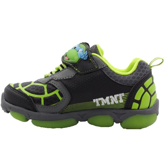 Nickelodeon | Shoes | Nickelodeon Tmnt Boys Light Up Shoes Nwt | Poshmark
